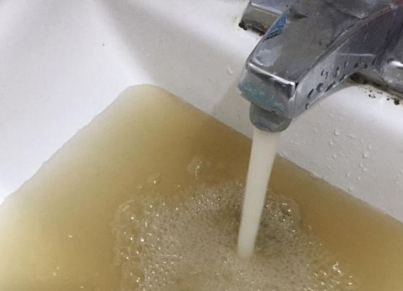 Paraná: vecinos observaron la salida de agua turbia en las canillas de ...